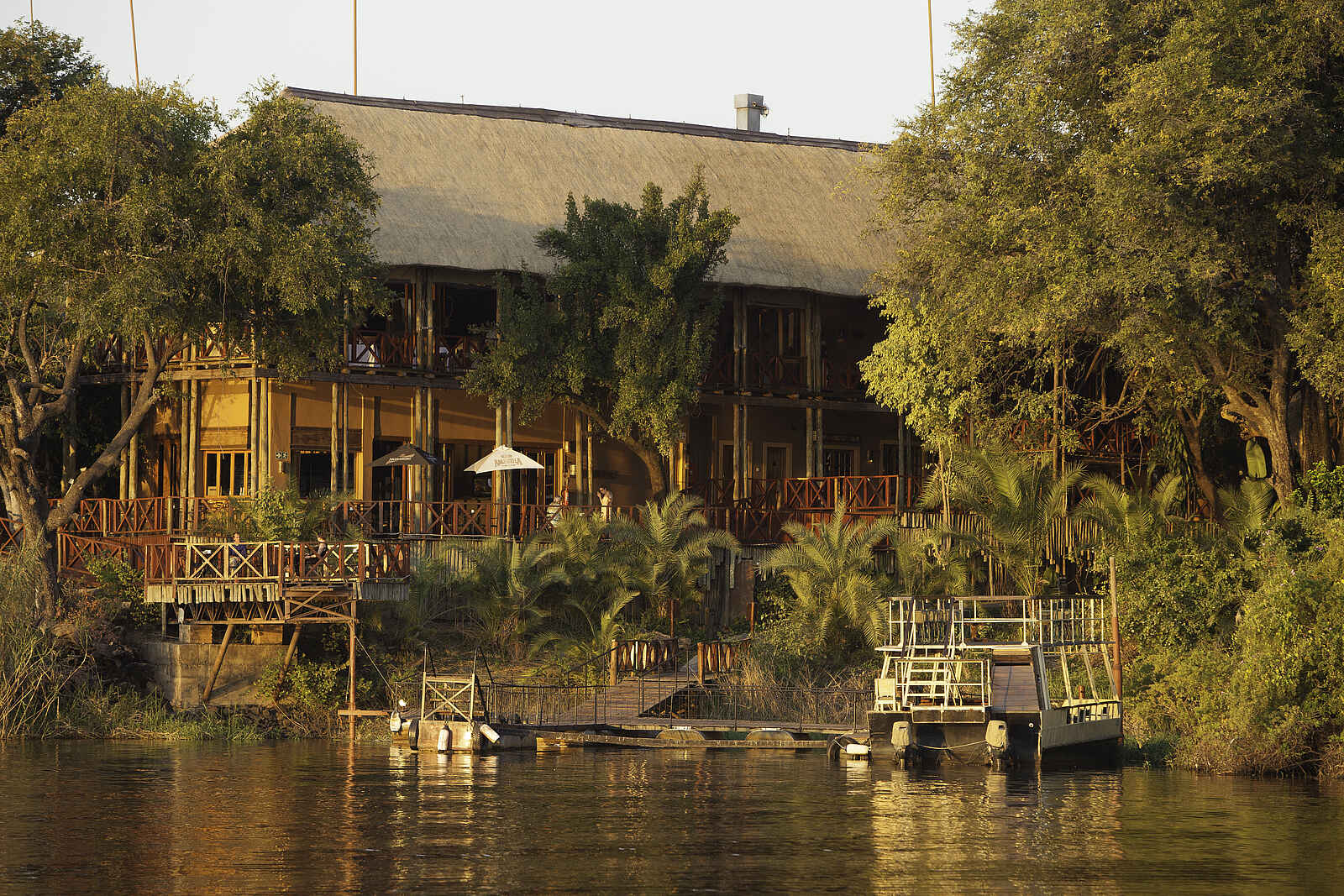 Chobe Marina Lodge, Kasane, Botswana - Bilder & Infos bei AFRIKARMA