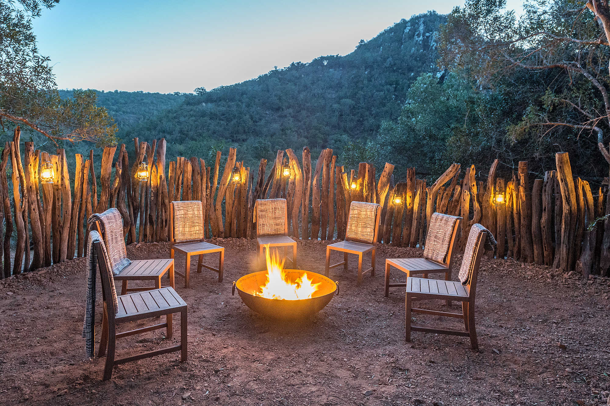 Inzolo Exclusive Game Lodge, Lalibela Game Reserve, Südafrika - Bilder ...