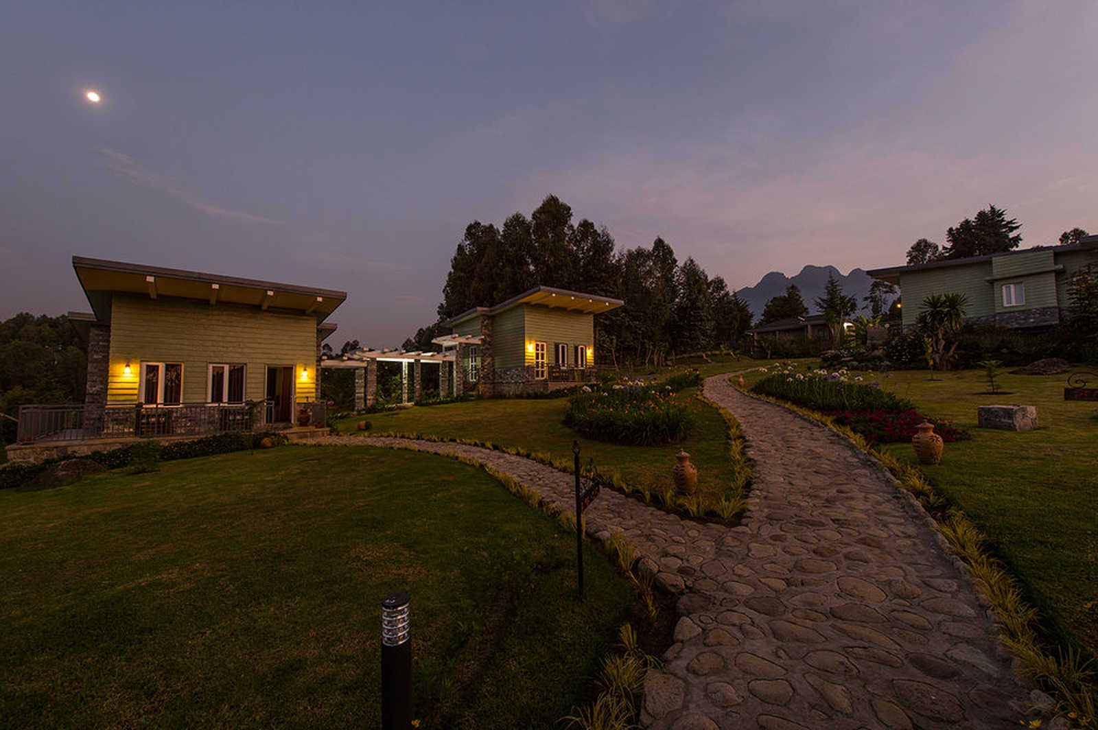 Amakoro Songa Lodge - Bilder und Infos bei AFRIKARMA-SAFARIS