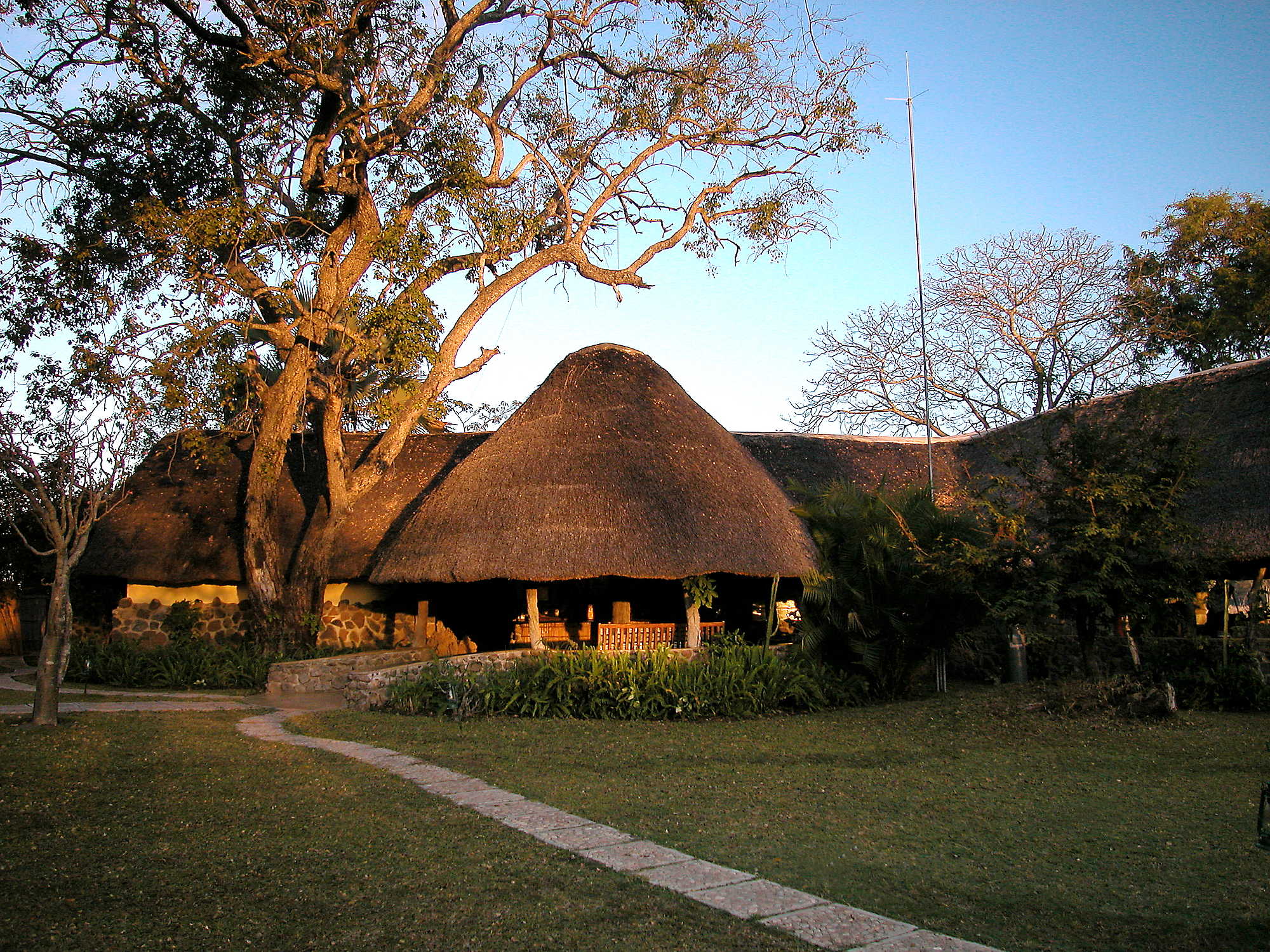 Mvuu Camp, Liwonde, Malawi - Bilder & Infos bei AFRIKARMA